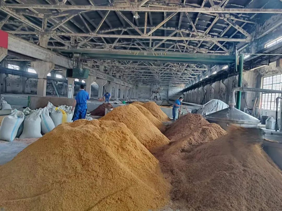 Dukang is brewing!With precious autumn brewing, people who love wine ...