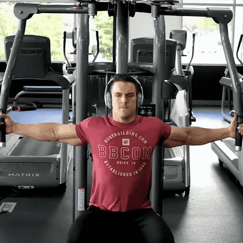 Chest Day: How to get a man's 36D - iNEWS