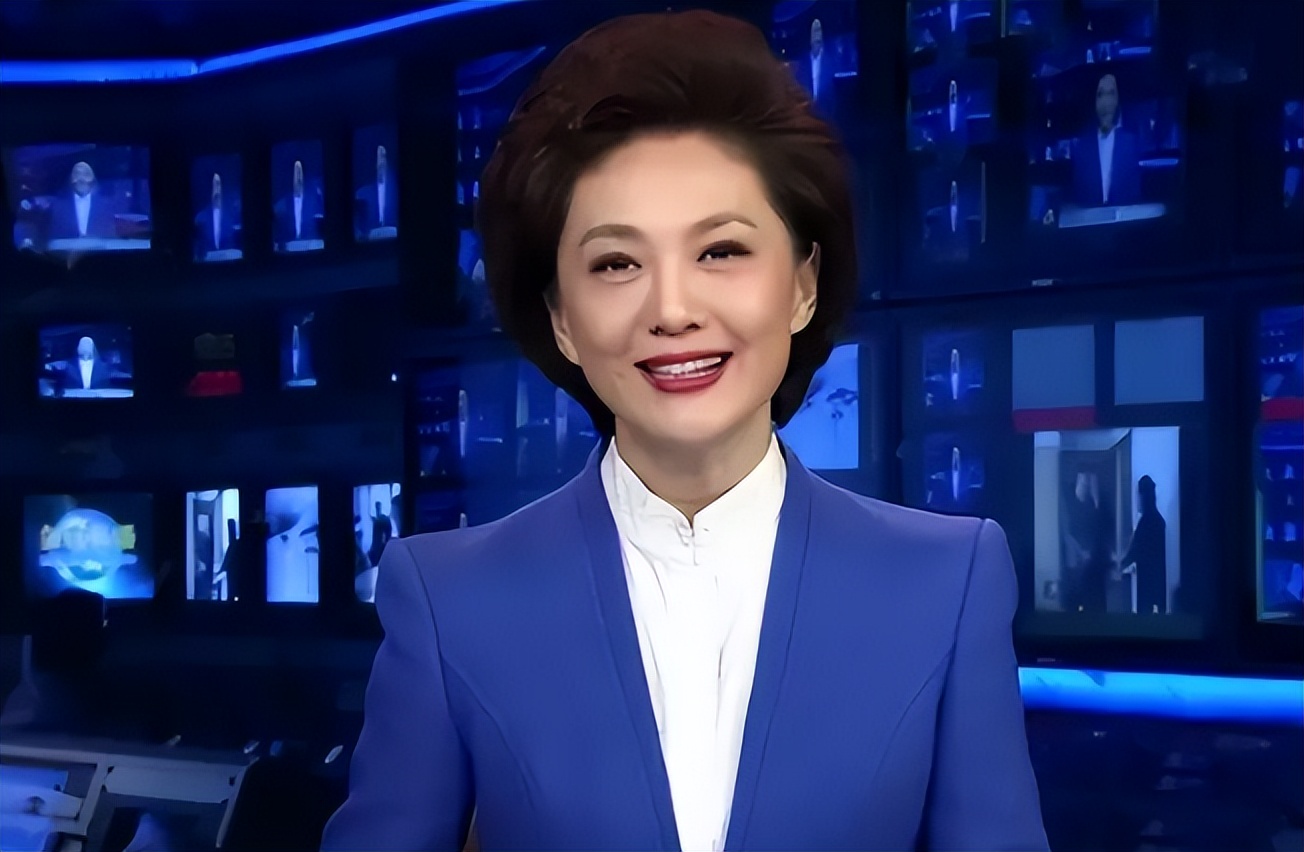 Hai Xia: Her style has changed drastically. She wears ancient costumes ...