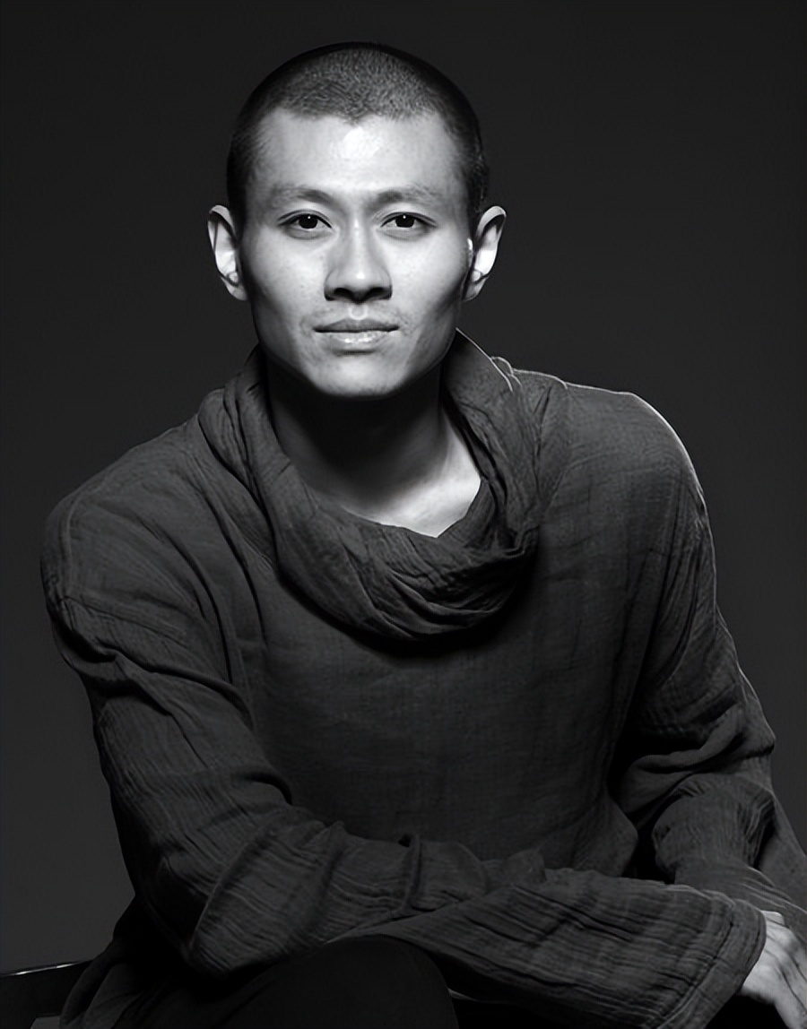 Yang Liping's dance partner died! She jumped from the 39th floor at the ...