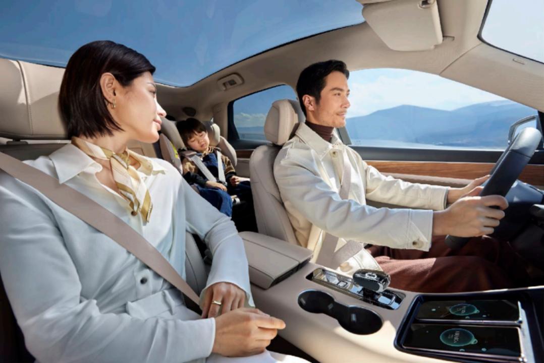 What are the advantages of HUAWEI ADS2.0 advanced intelligent driving ...