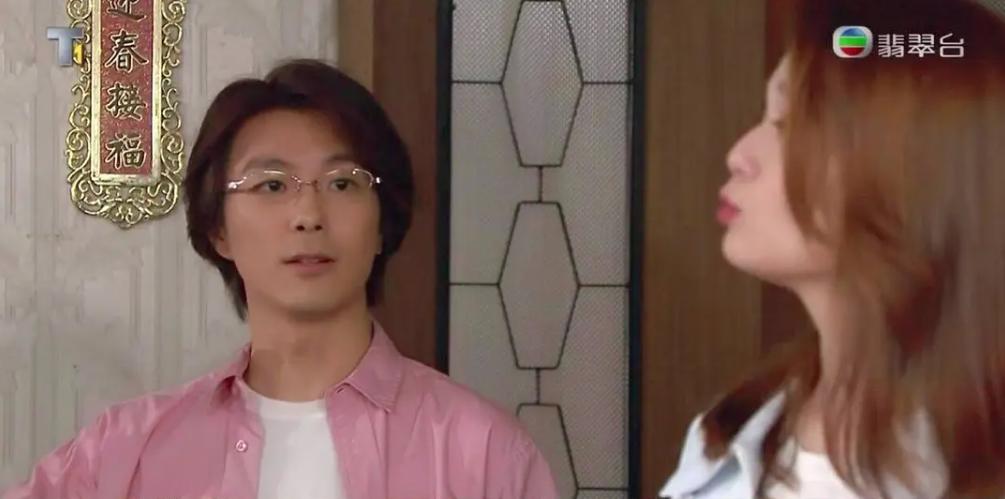 Acting at work and setting up stalls after work, TVB artists who engage ...