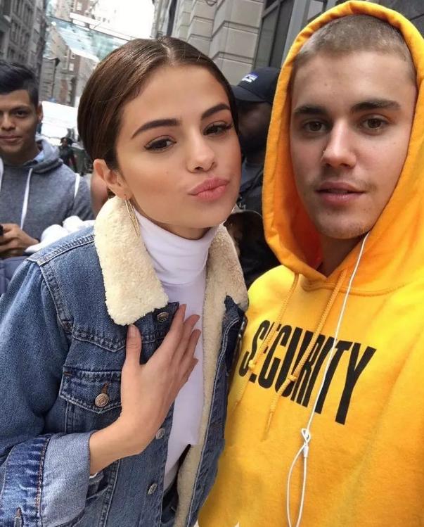 Selena speaks out for Hailey: Stop attacking her maliciously! - iNEWS