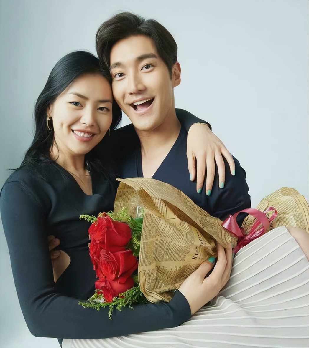 get married? Jing Boran and Liu Wen show their love in a high-profile ...