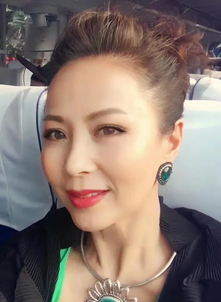 Actor Zhao Yue: Married to Tong Fan for the second time, married for 25 ...