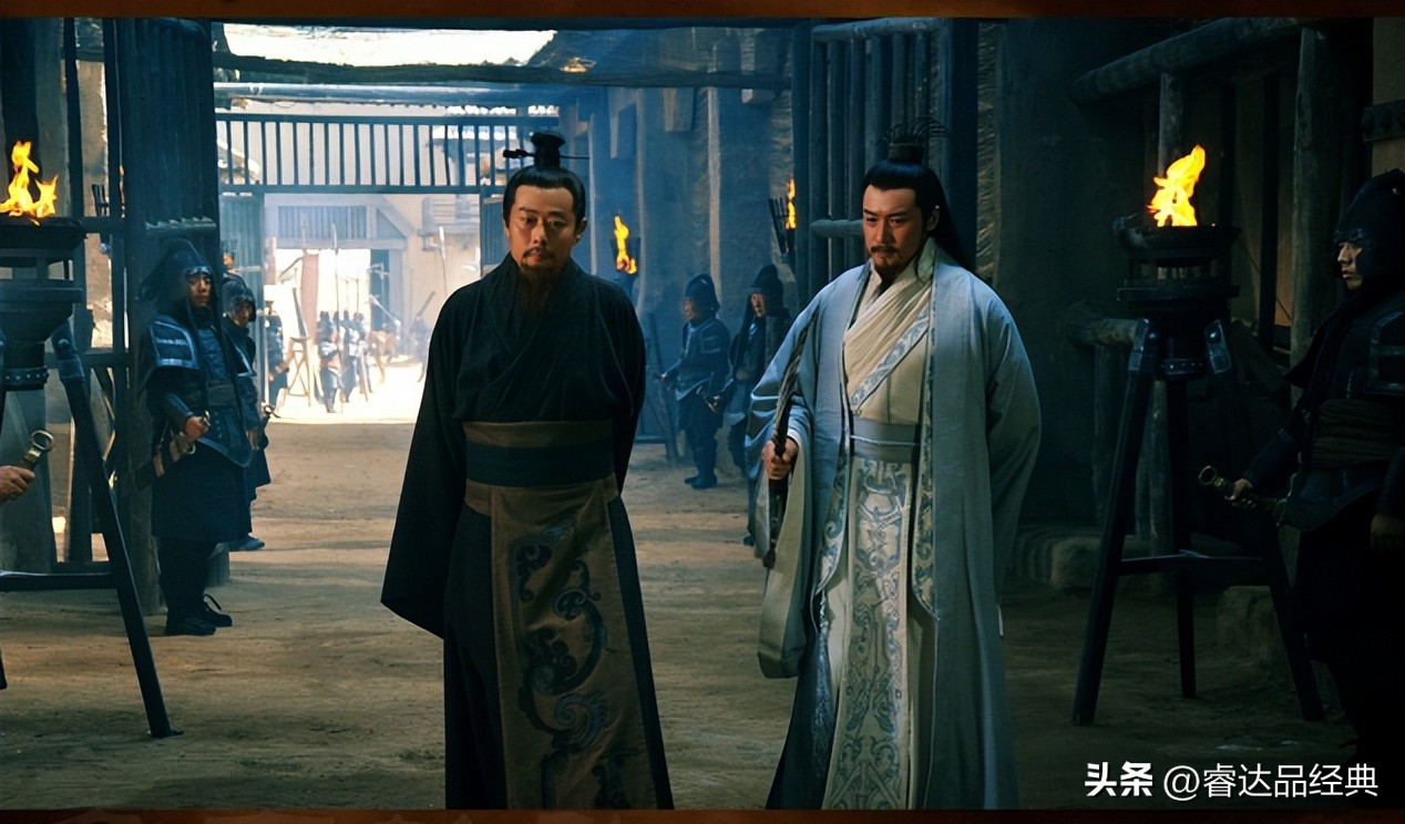 When Liu Bei borrowed Jingzhou, it was Lu Su who opened his mouth ...
