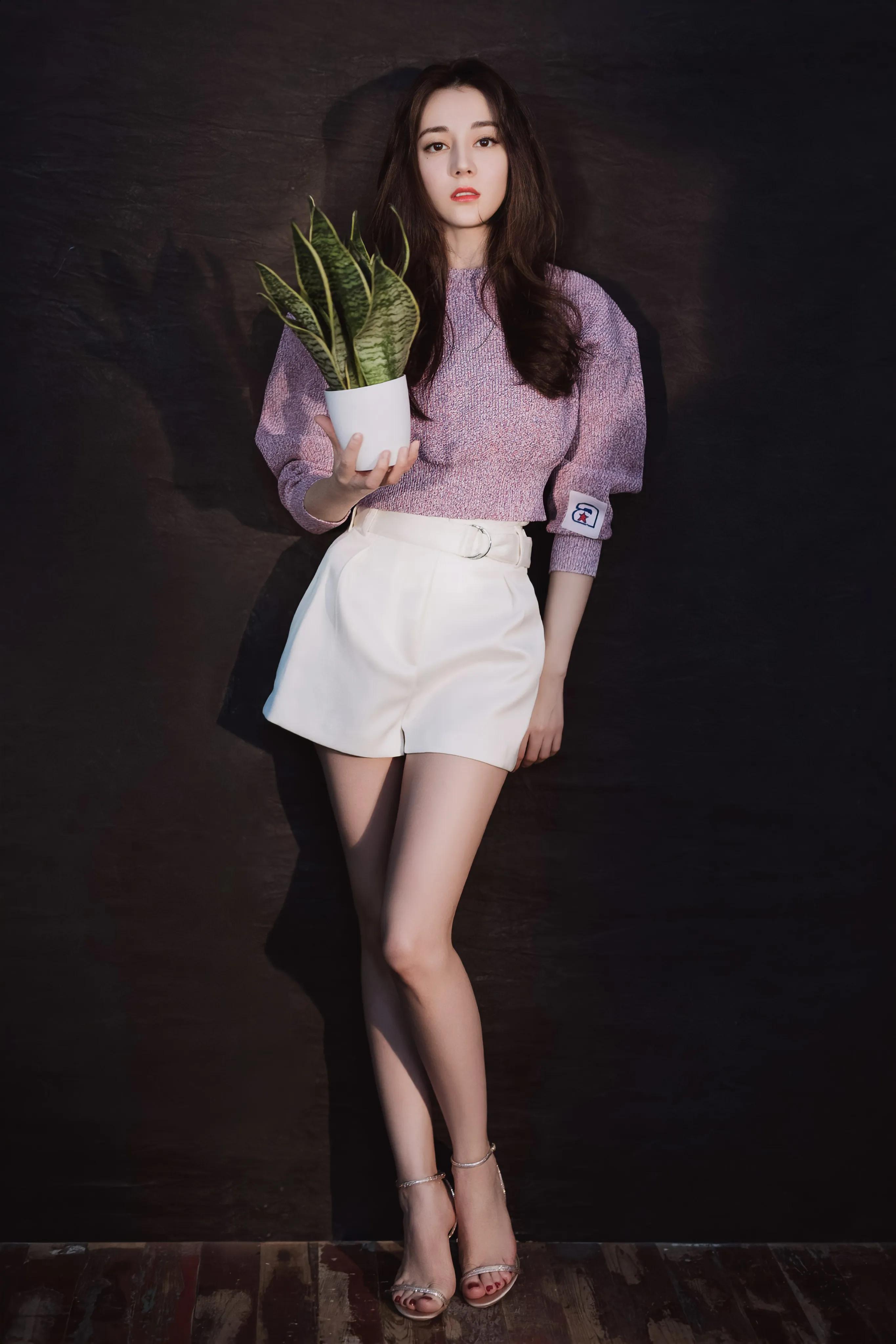 Can this be compared?Popular star Di Ali Gerba VS photo model Wang ...