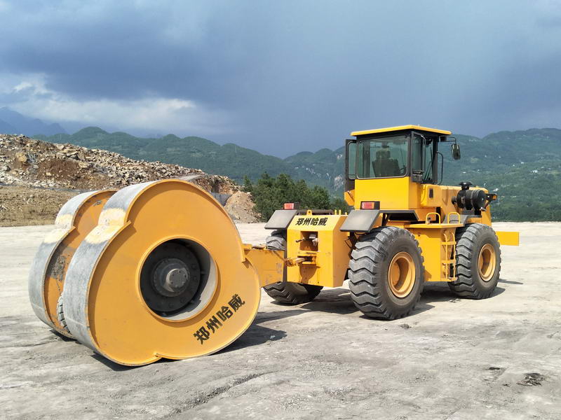 Universal application of triangular impact rollers, transmission ...