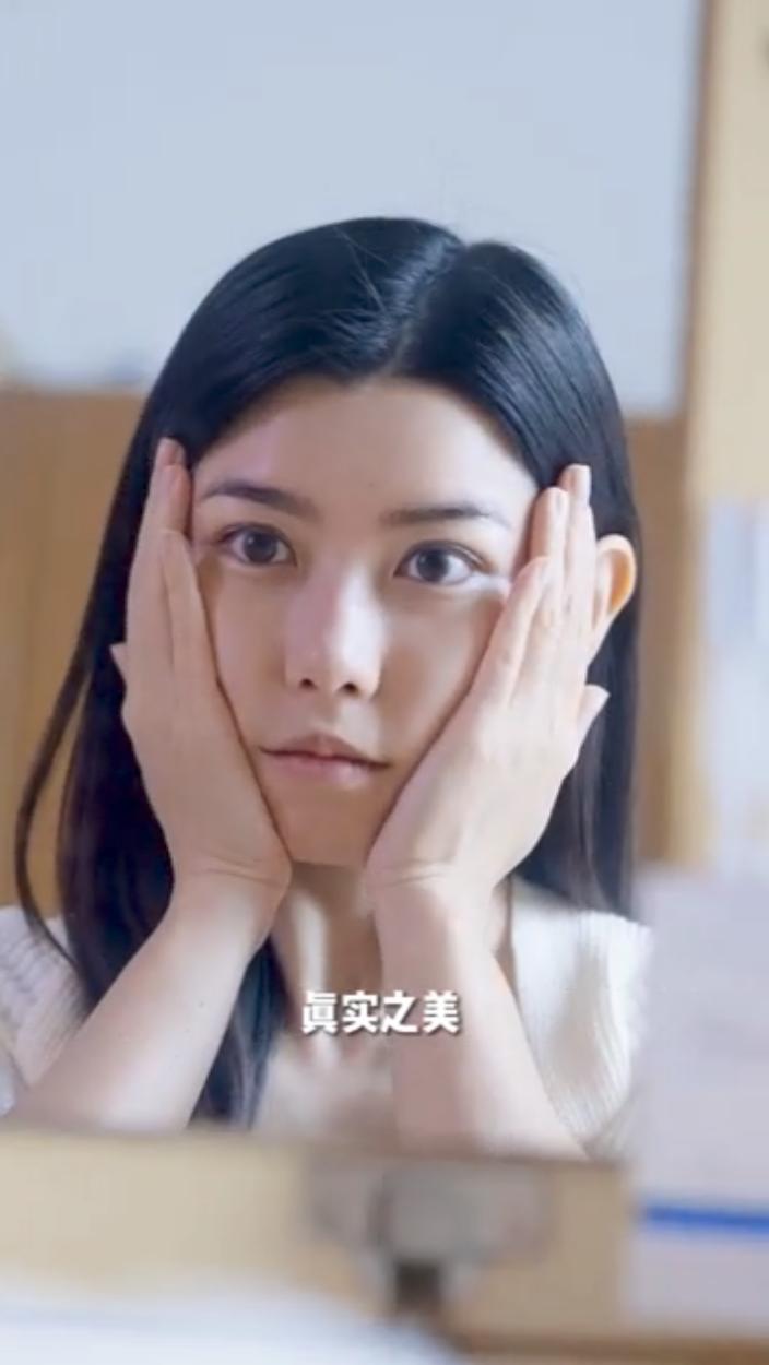 Yibei poetry official announced "Underwater Luoshen" He Haohao as the ...