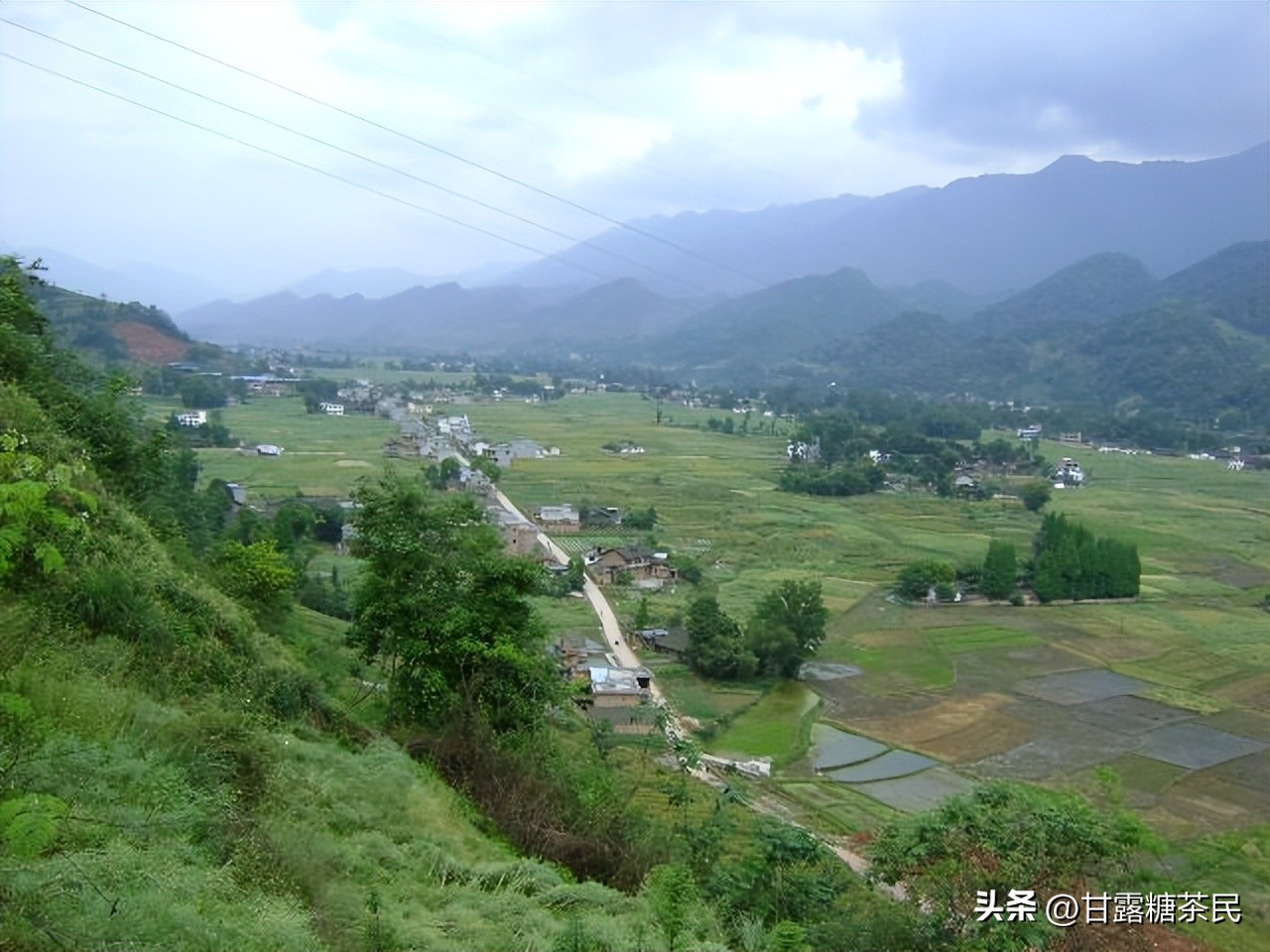 Old photos of the 2008 Wenchuan earthquake - iNEWS