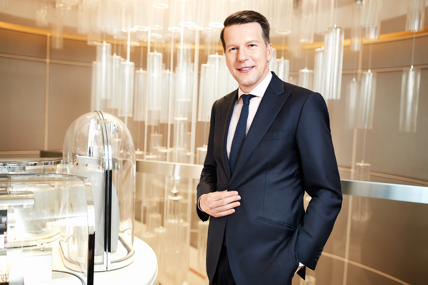 Van Cleef & Arpels Heritage Collection presents a selection of ...