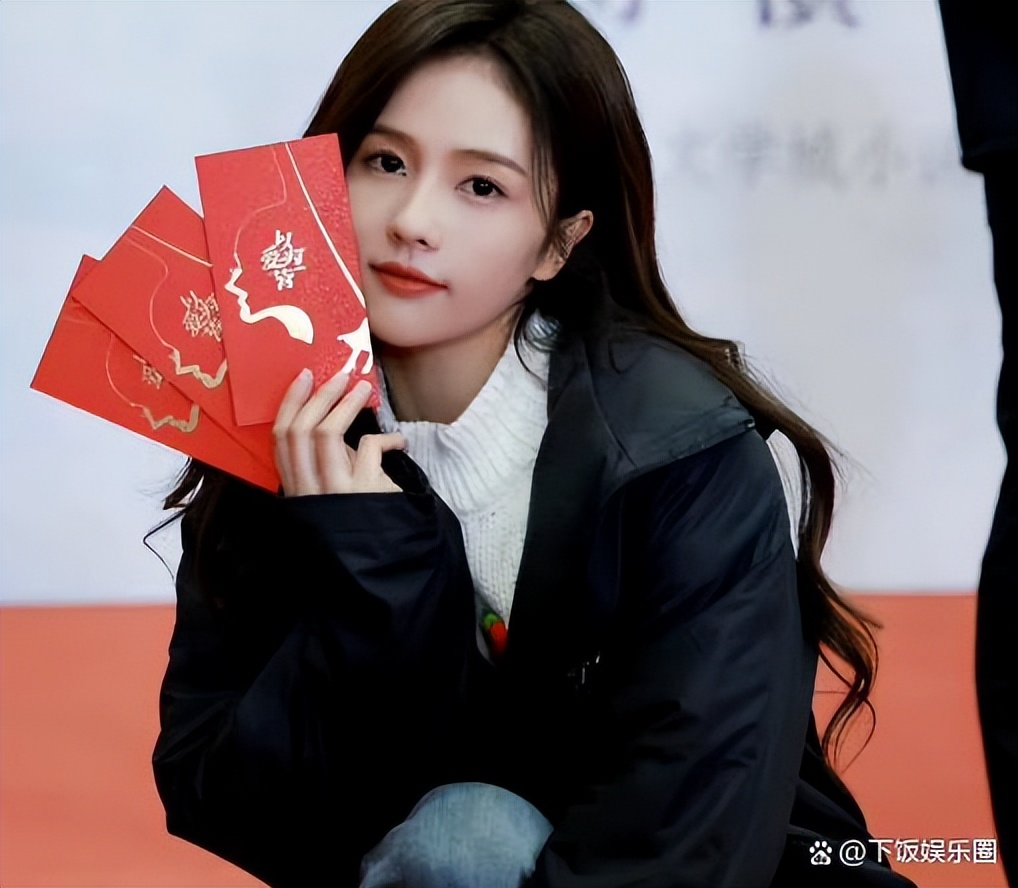 Bailu: The goddess of acting, the fans keep cheering! Looking forward ...