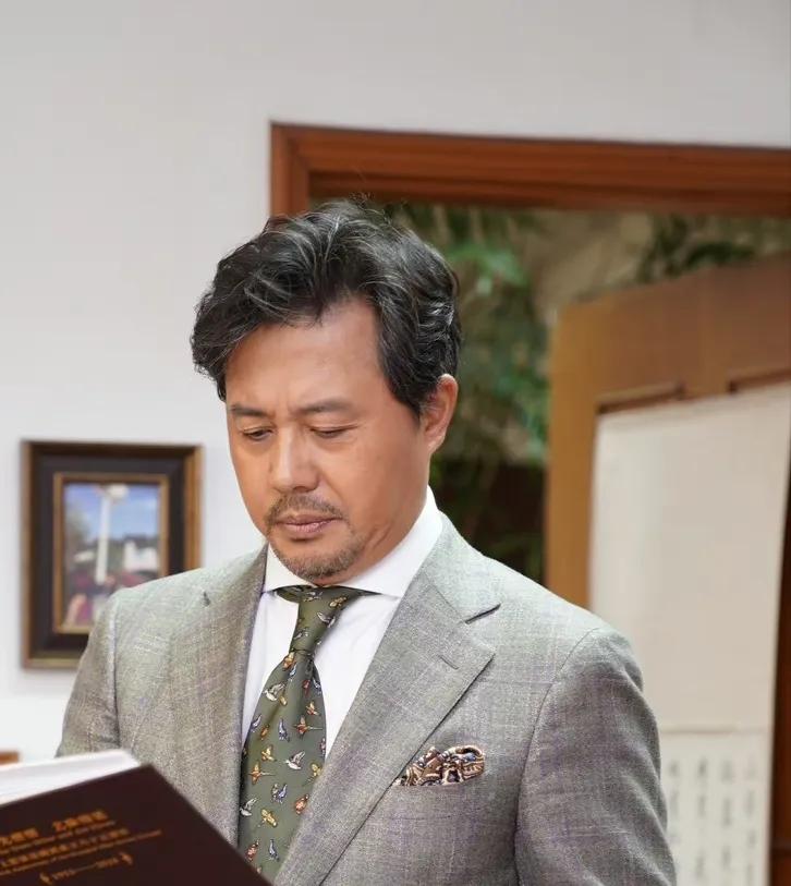 Tong Ruixin: It's good to be gentle and handsome, and married Xia Jing ...
