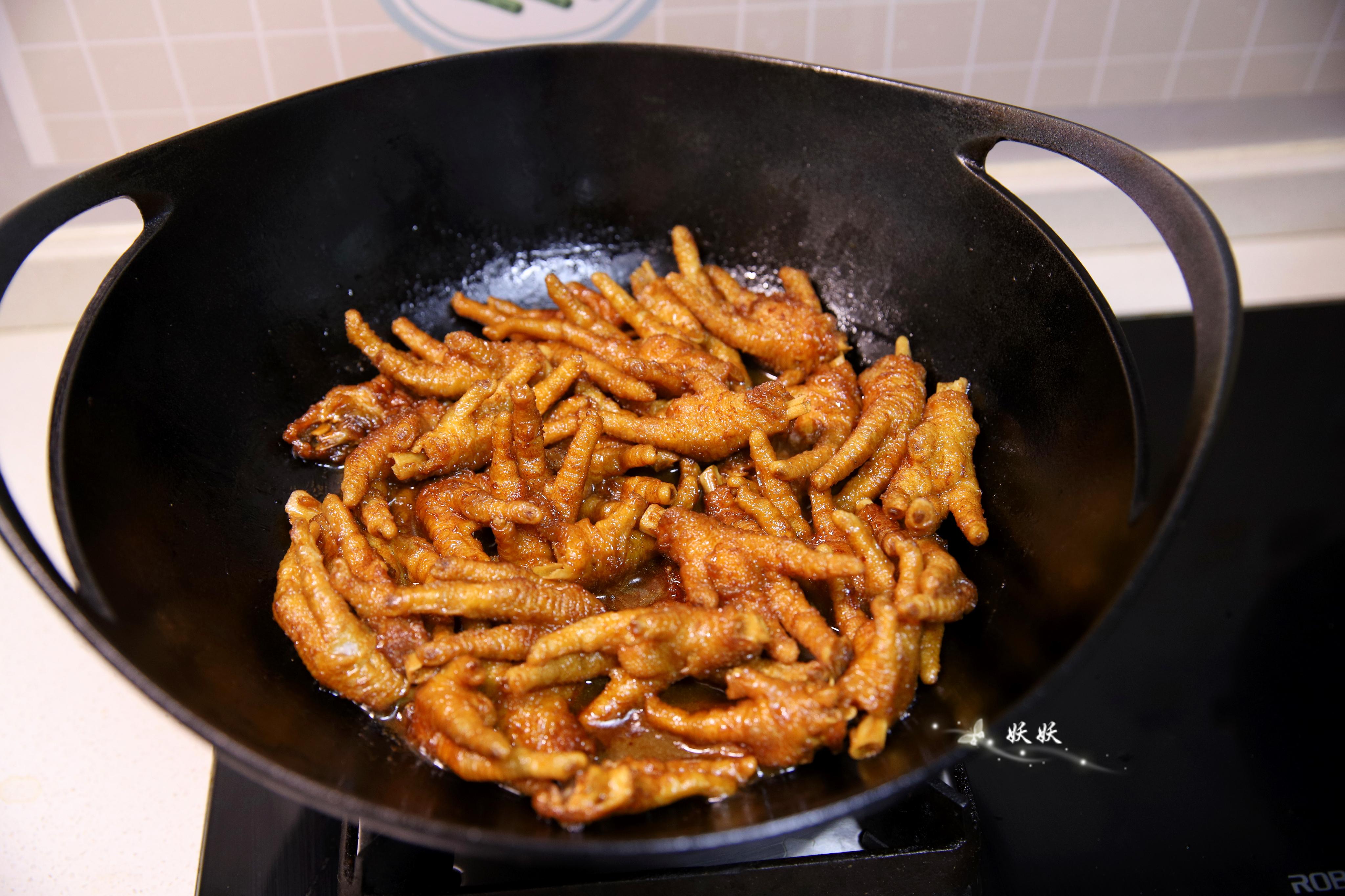 Tiger skin and chicken feet are made in this way, crispy and boneless ...