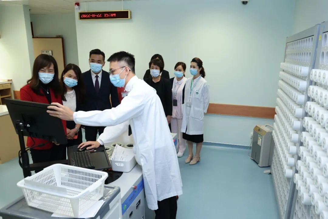 The health center introduced the [Intelligent Dispensing System of ...