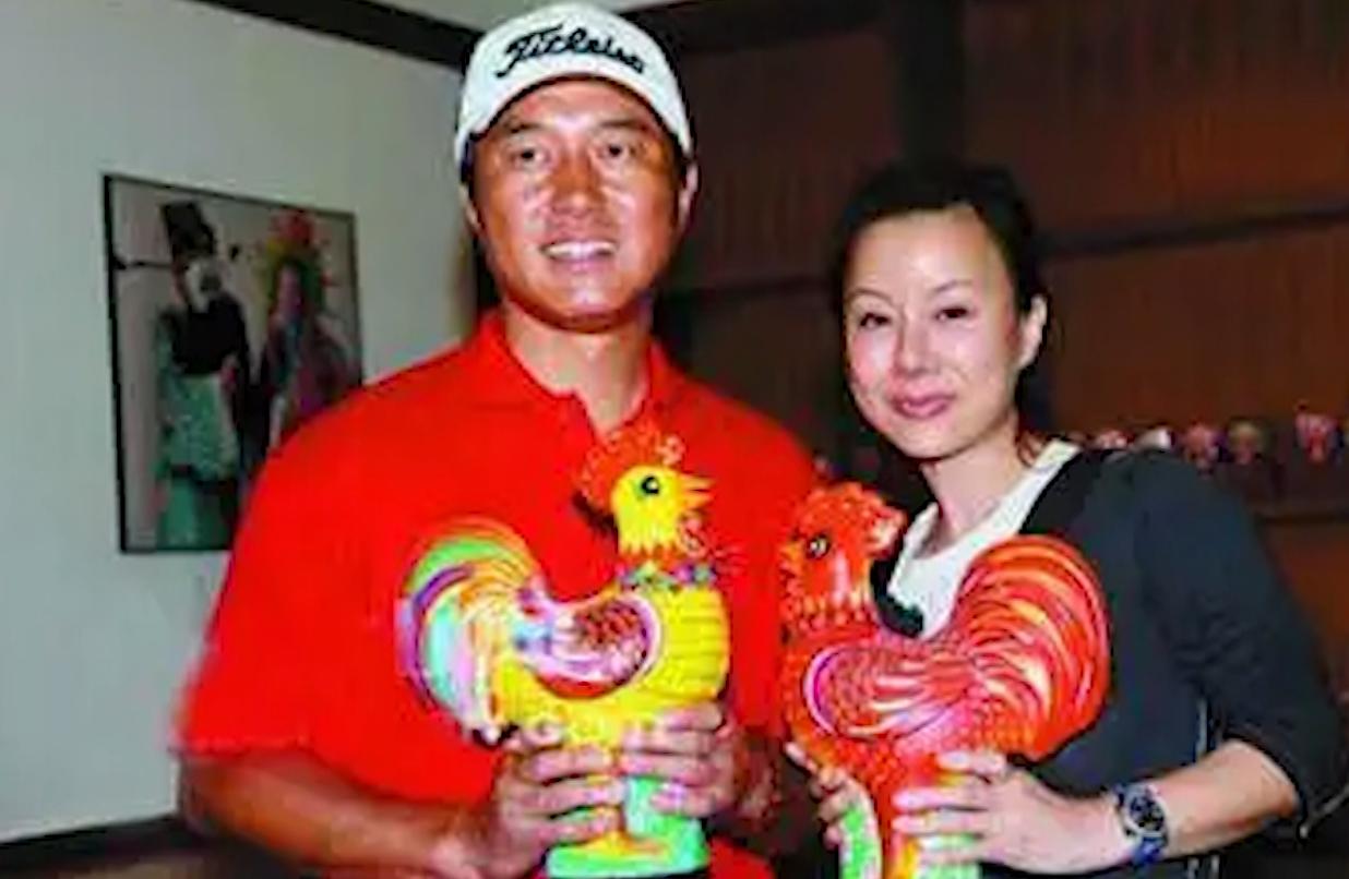 Man Wenjun: After he became famous, he abandoned his wife and daughter ...