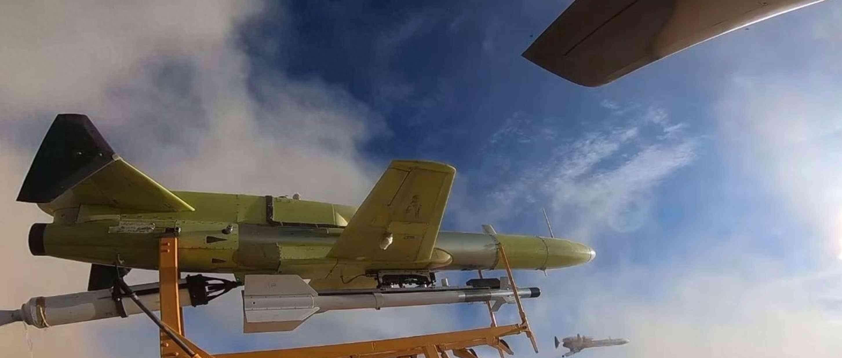 4,000 anti-ship missiles were launched and guided, and 200 drones took turns to take off to ...