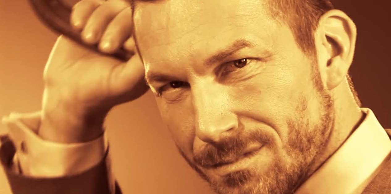 He is a father-level model who divorced his ex-husband, and now he has ...