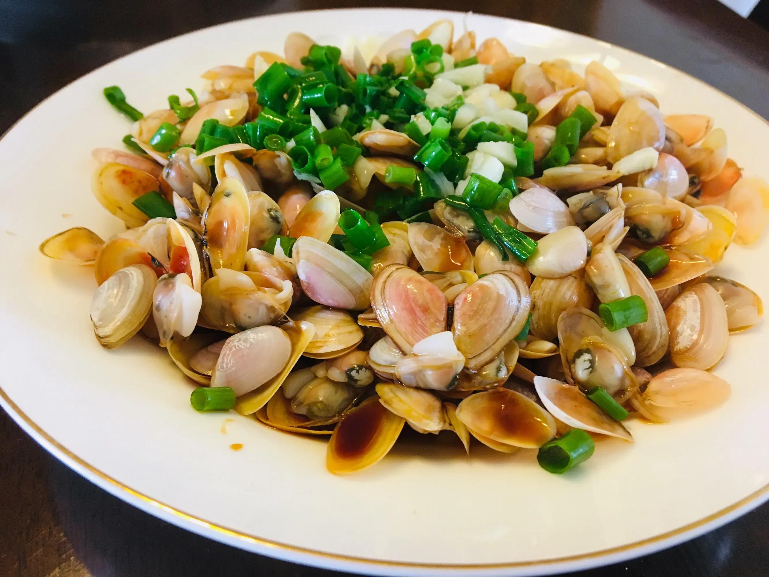Zhoushan Seafood Raiders - Sea Melon Seeds in Scallion Oil - iMedia