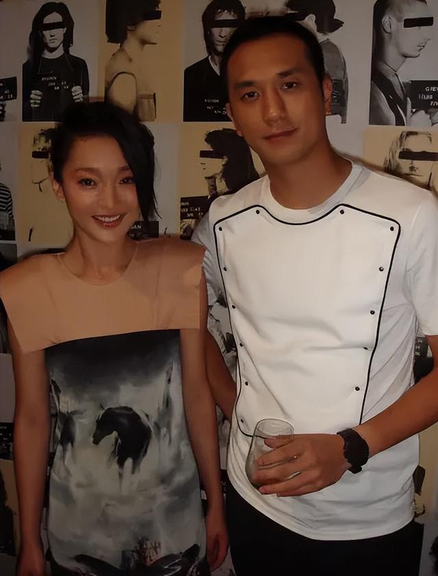 "Prodigal" Huang Jue: Ambiguous Zhou Xun, lived with Xu Jinglei for 5 ...