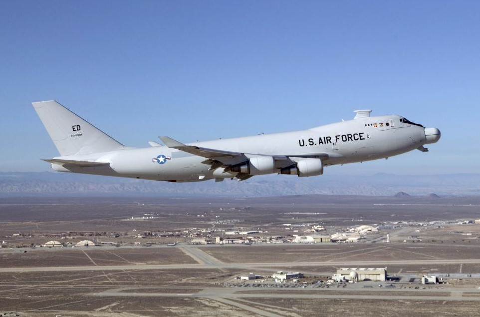 The 200-ton strategic laser aircraft is about to launch? - iNEWS