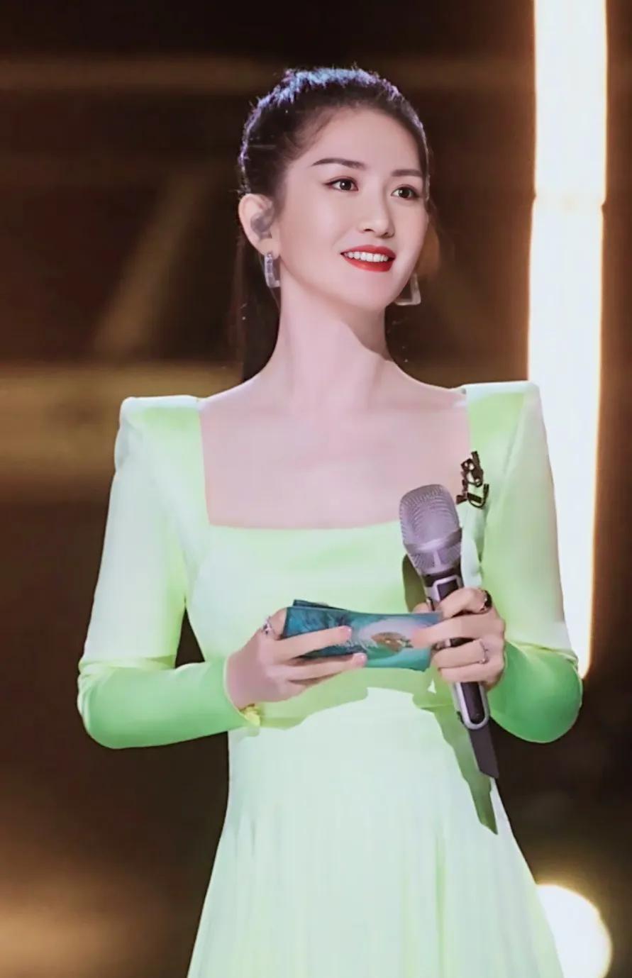 beautiful woman sheena - iMedia