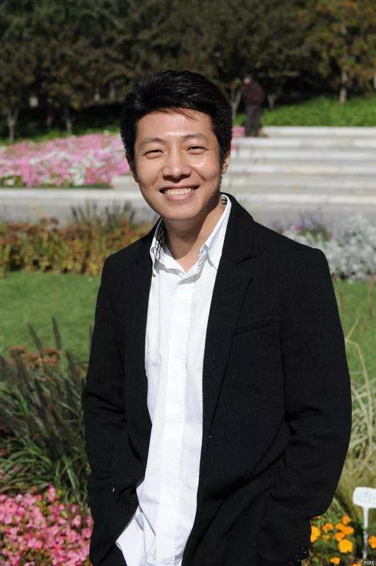 The dazzling life of the invisible "first brother" Sa Beining - iNEWS