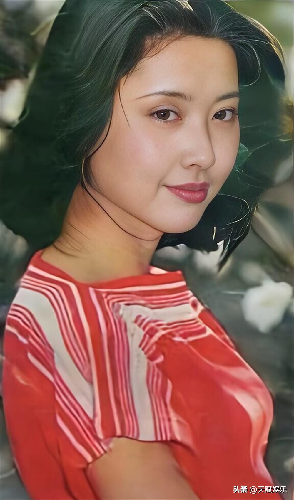 2023 version of national first-class actor Zhu Lin's beautiful photos ...