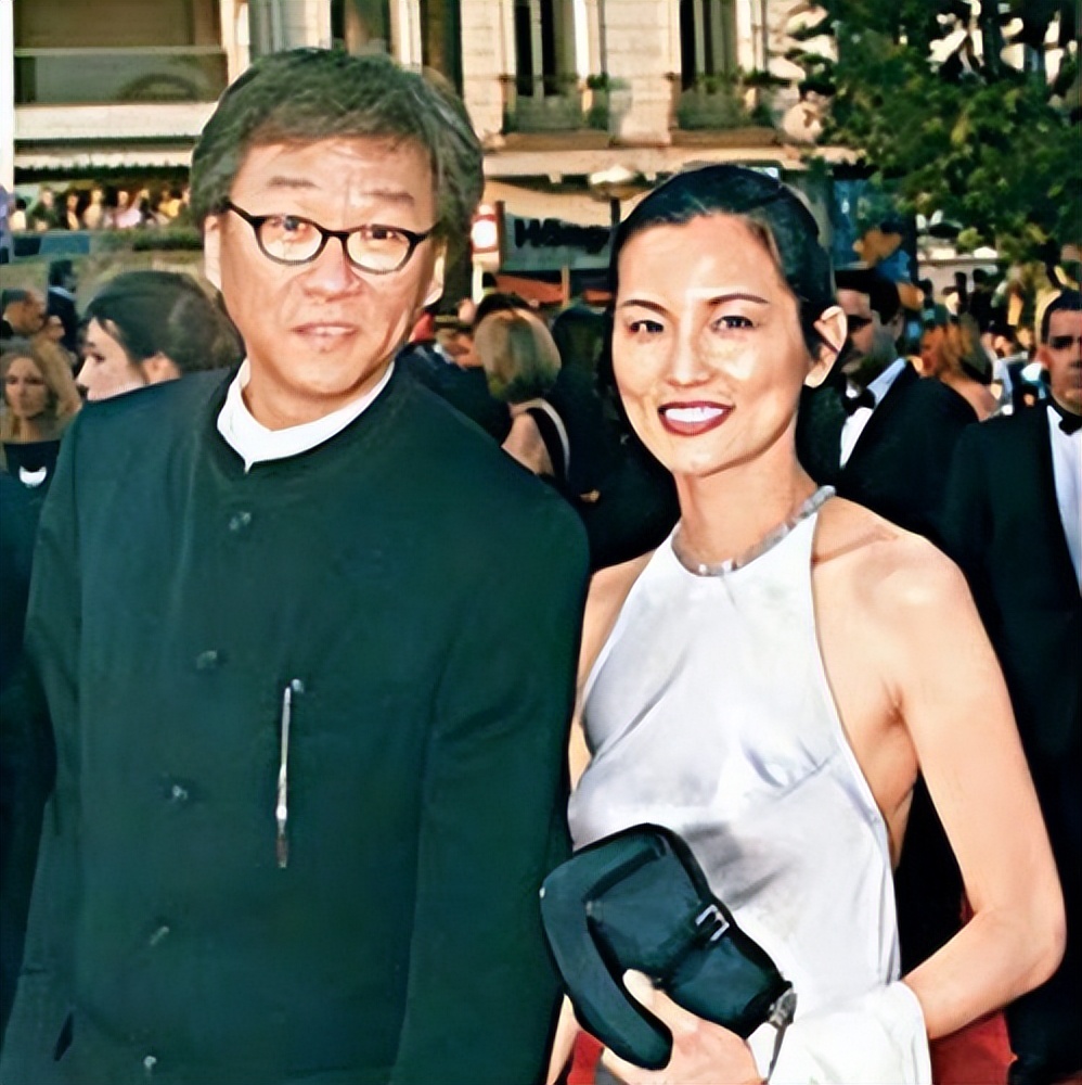 Cai Qin: She was abandoned after 10 years of "sexless marriage", but ...