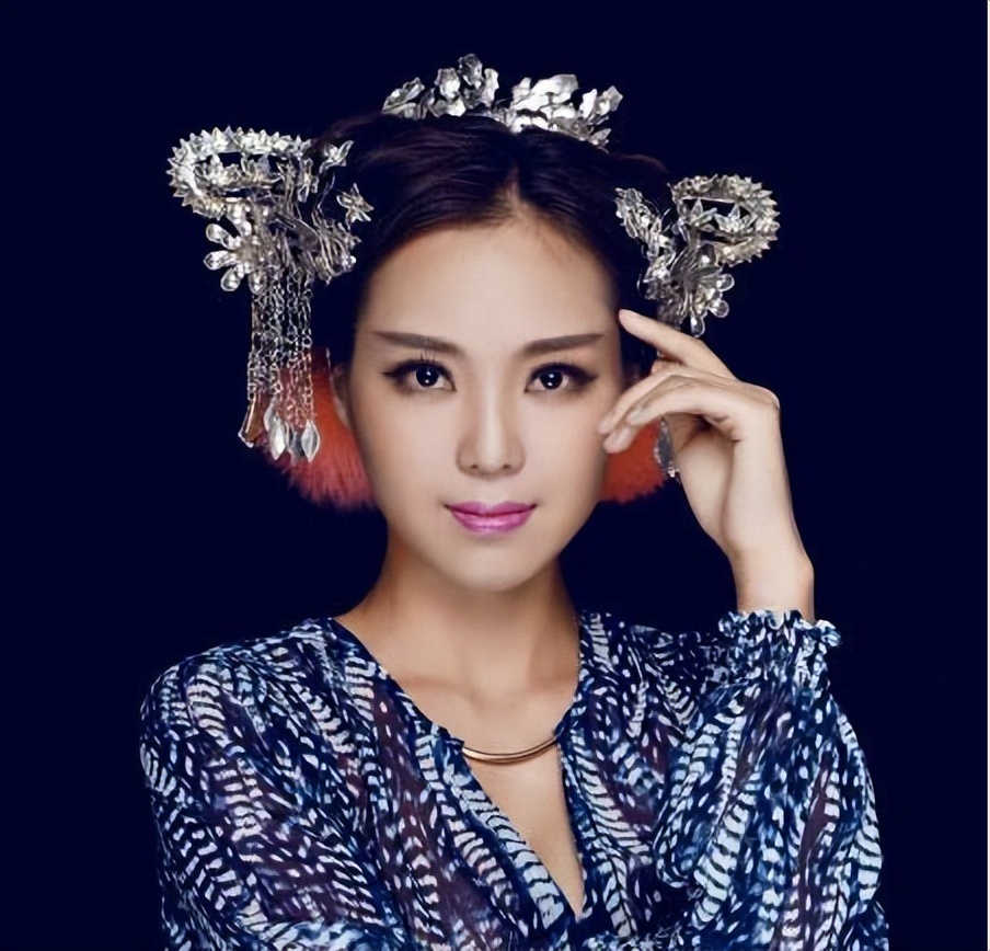 Yun Duo: Being raised by Dao Lang for a full 10 years, the singer ...