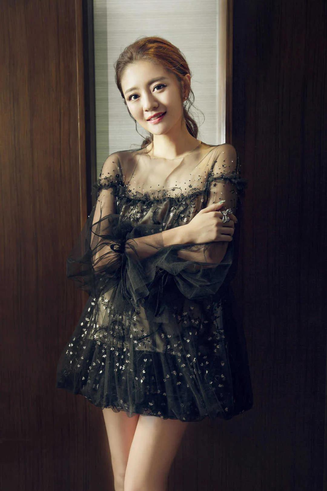 Beautiful photos of An Yixuan - iNEWS