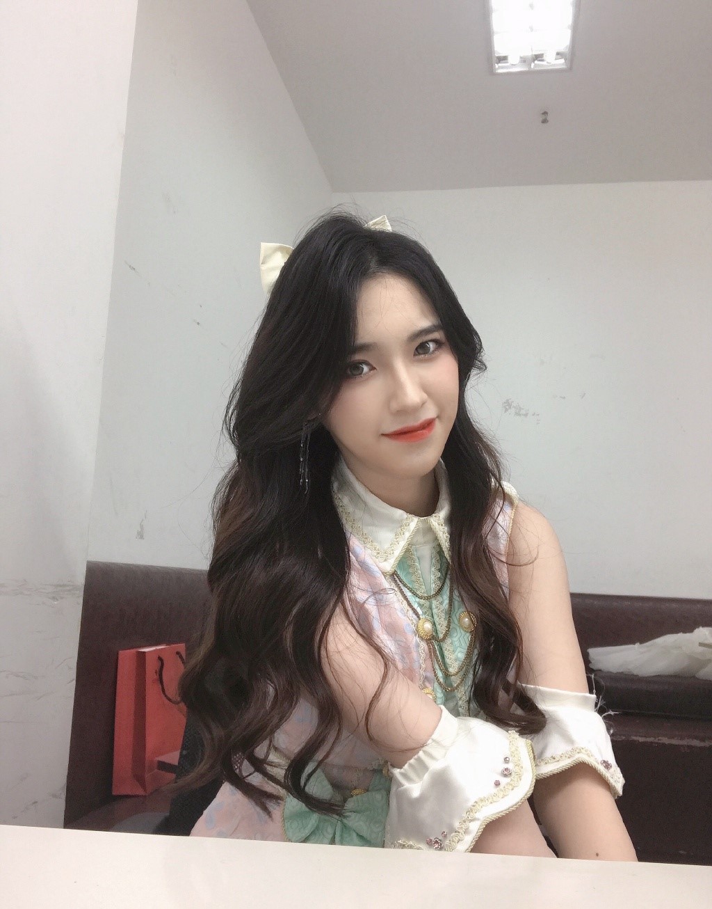 CKG48 actress, member of Siba girl group was persuaded to drink by a strange man, and was ...