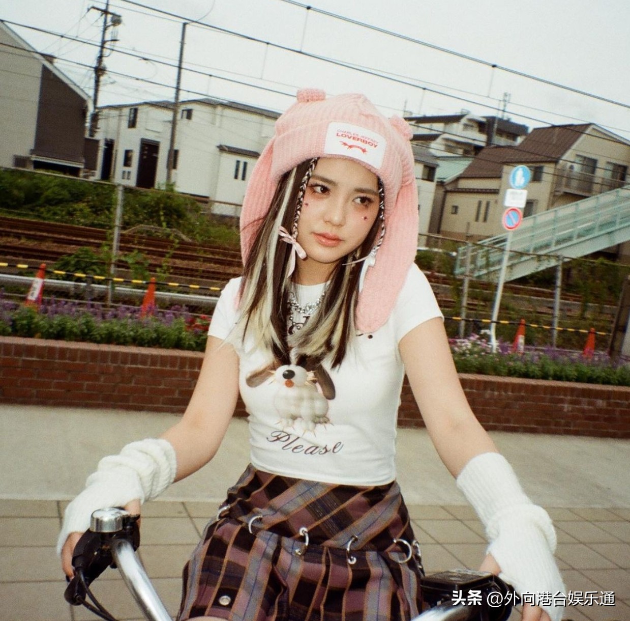 New song YouTube broke one million in 10 days, TVB new generation beat ...