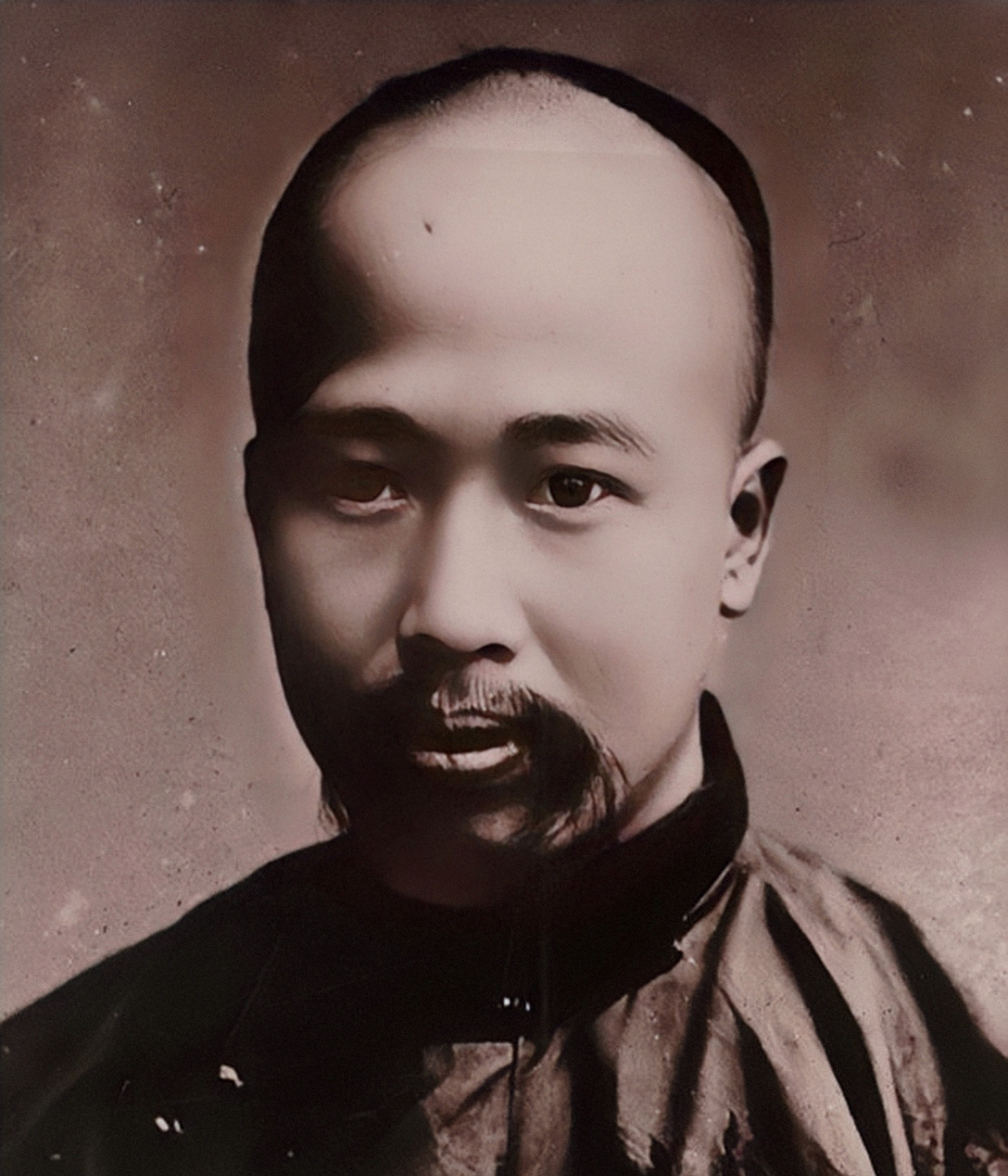 Kang Youwei fled overseas and bought a small island in Sweden, which ...