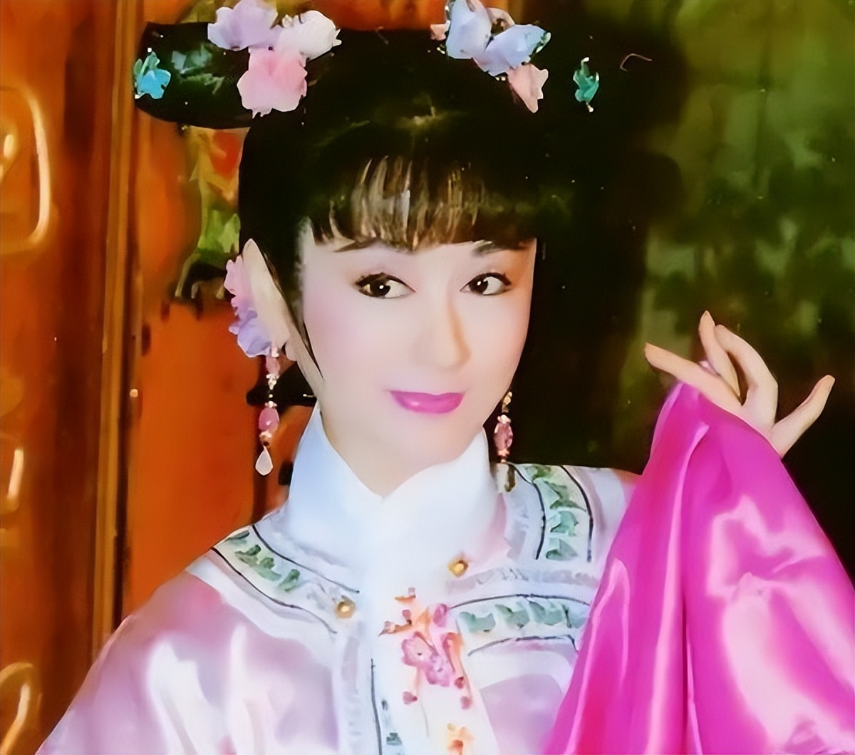 73-year-old Pan Yingzi has a rare exposure to photos, her skin is firm ...