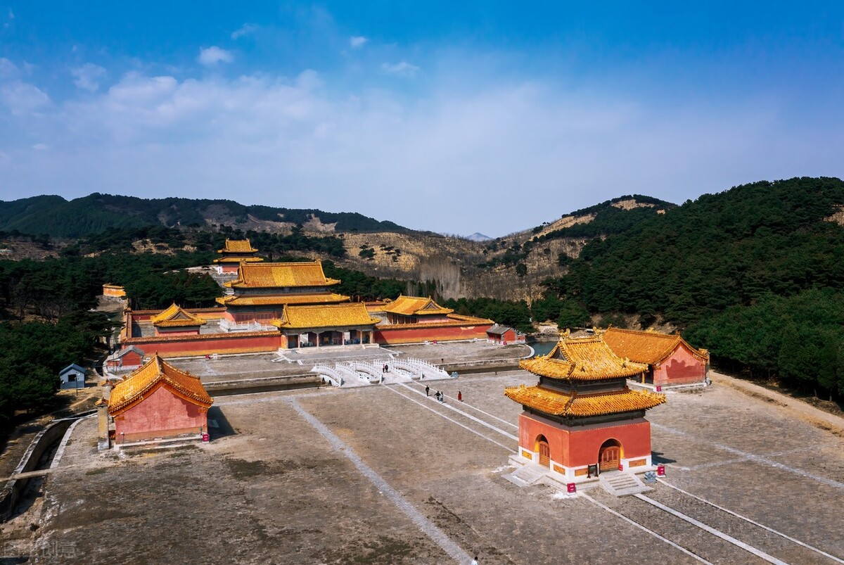 Sun Dianying stole the Qing Dynasty Tomb, but his son was engaged in ...