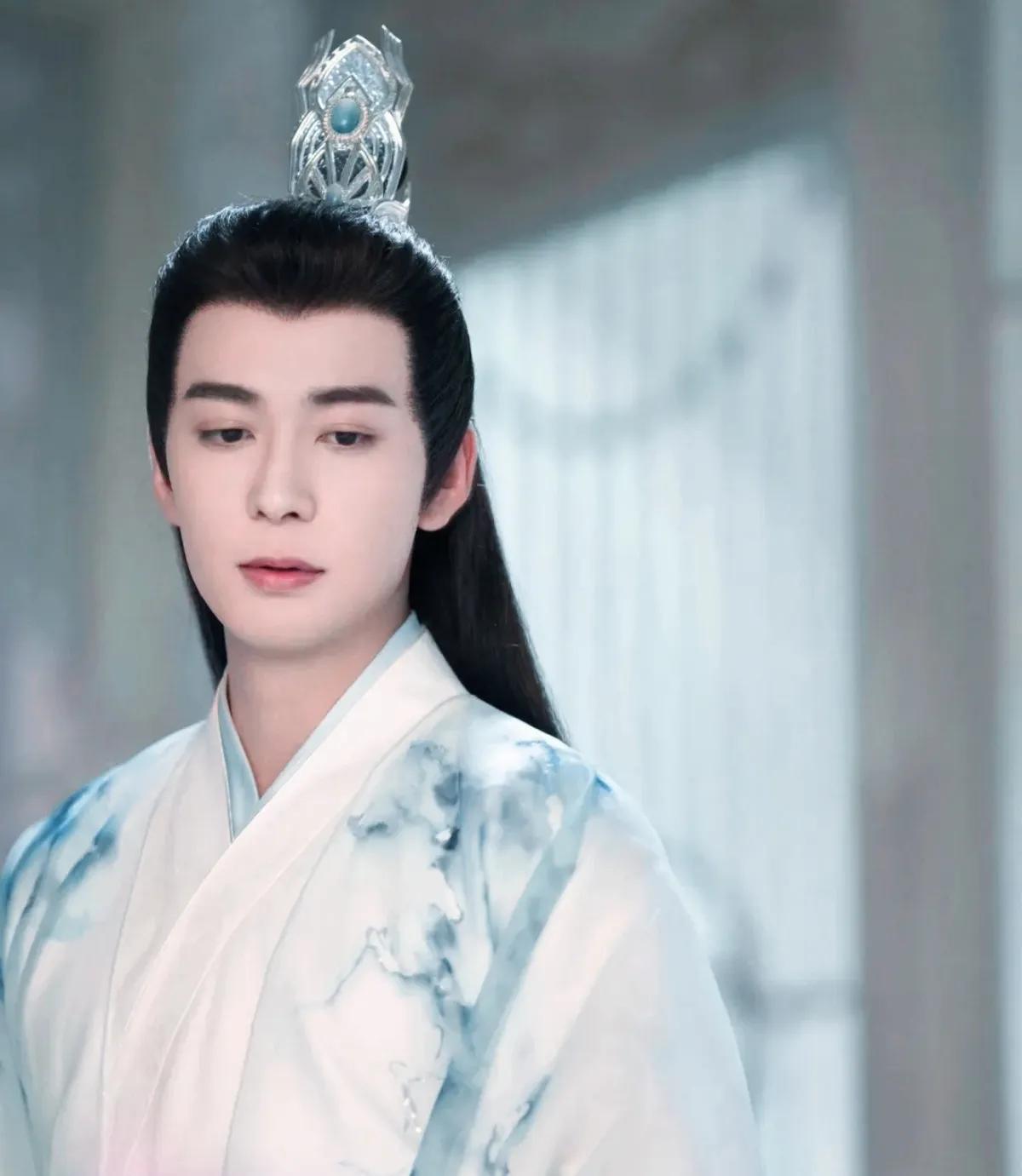 Playing five roles in a play is generally impossible for non ...