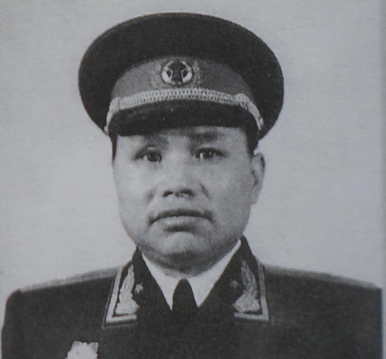 There are 12 divisions in the 19th Corps of the First Field. Who are ...