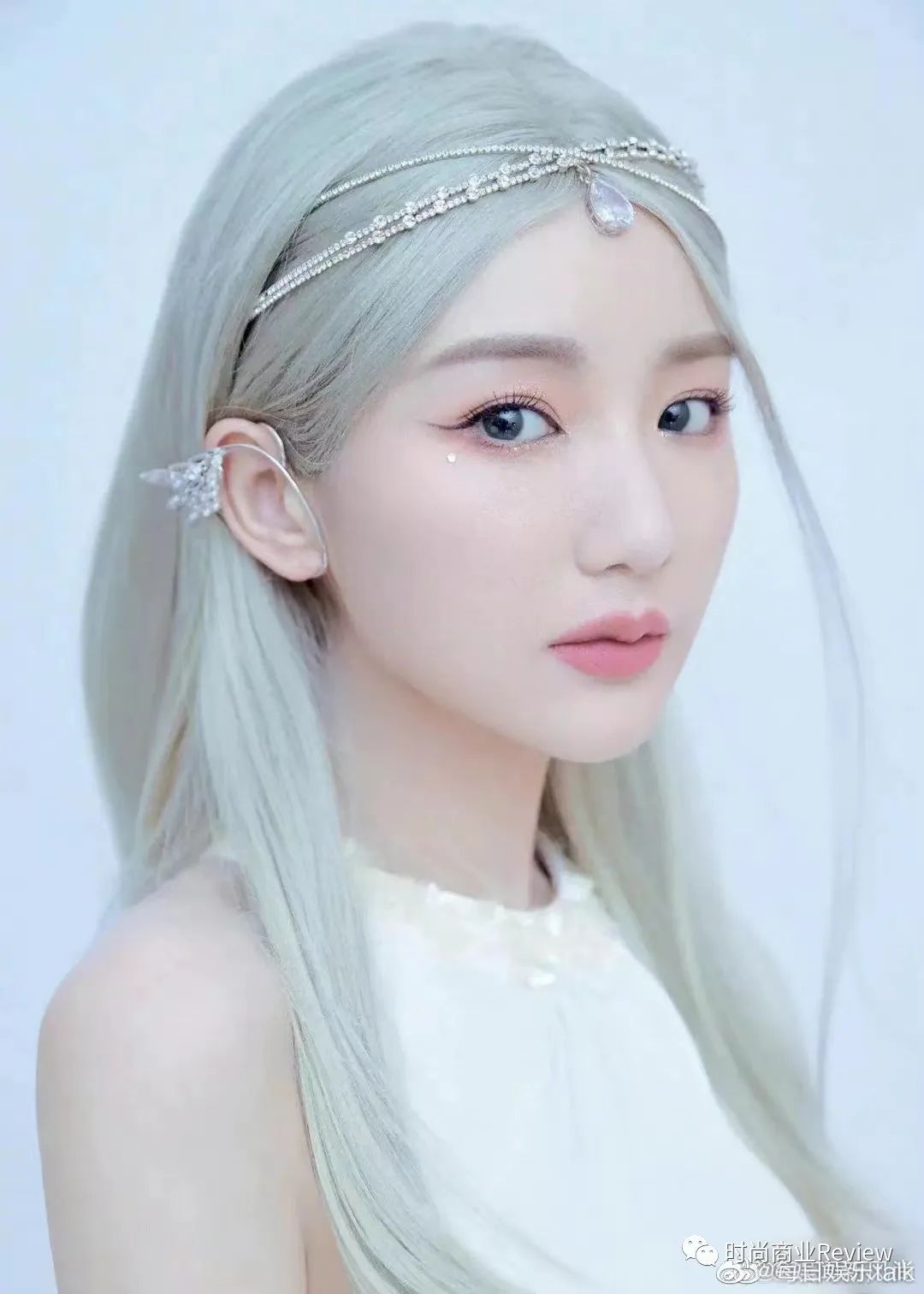 Mao Xiaotong pulls the crotch in the shape of "Tight Hoop Curse", but ...