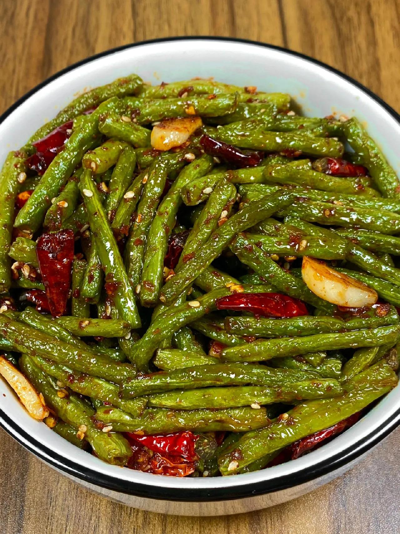 Don't stir-fry the cowpea that is the most in this season! Teach you 3 ...