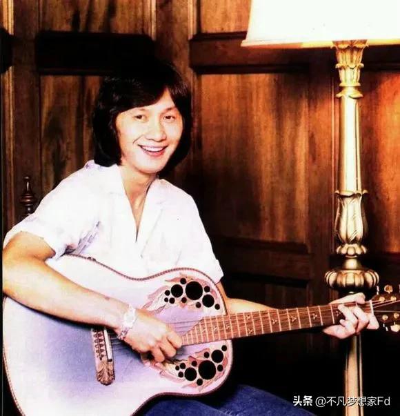 Why Sam Hui is a "legend" in the Hong Kong music scene - iNEWS