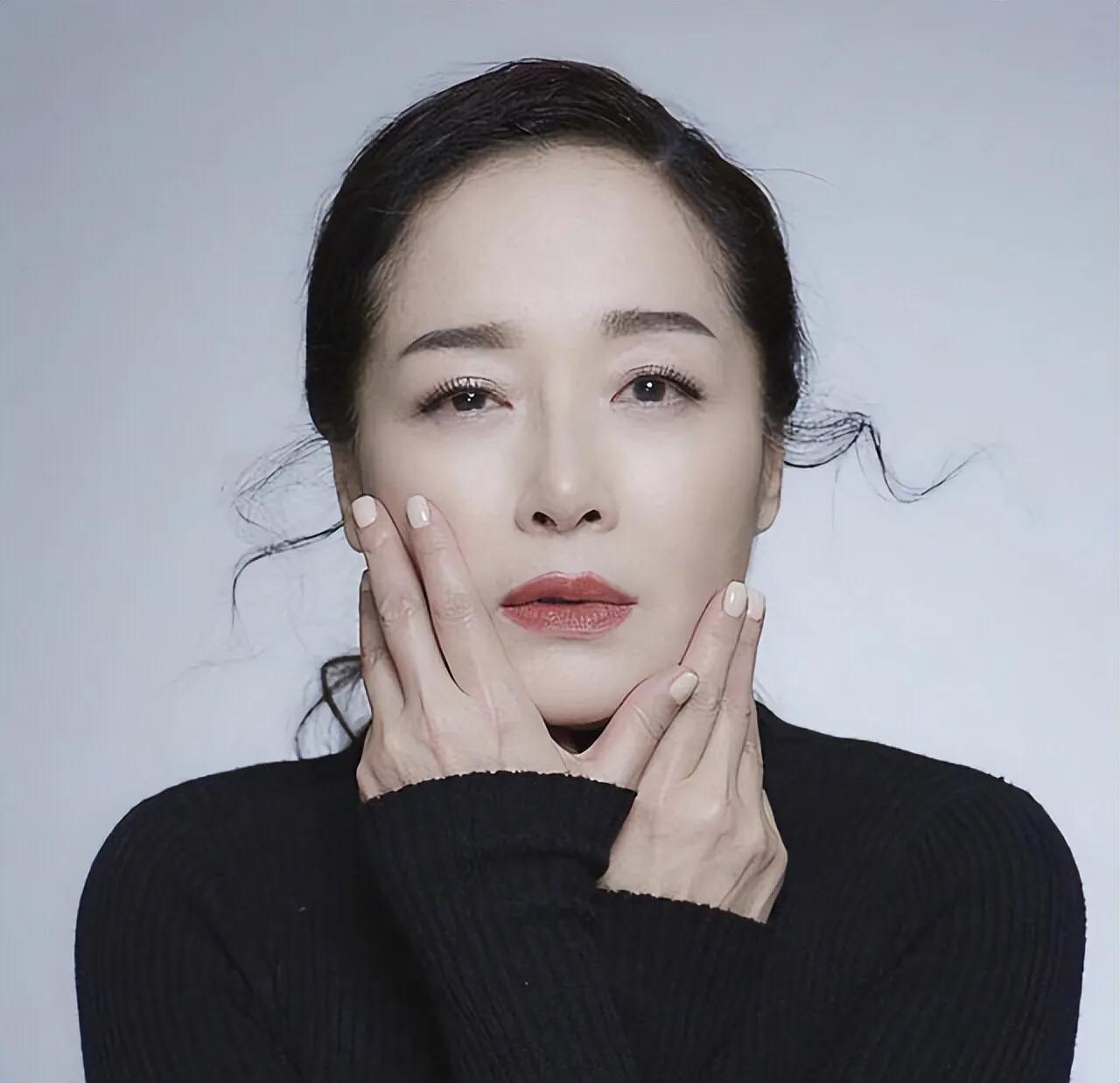 Tian Niu married Indonesian billionaire Ye Conghao, before enjoying ...