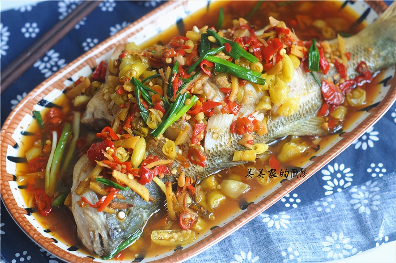 When steaming fish, many people miss the "first step". No wonder the ...