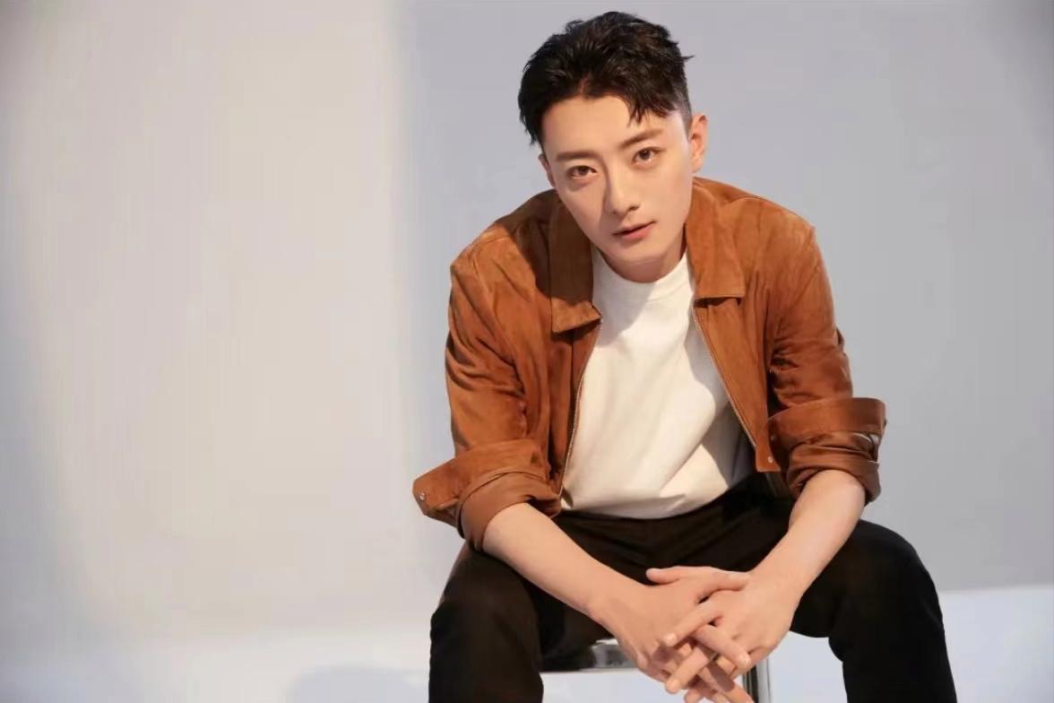 "The Knockout" Su Xiaojun's love affair exposed: Kissing with an internet celebrity on the ...