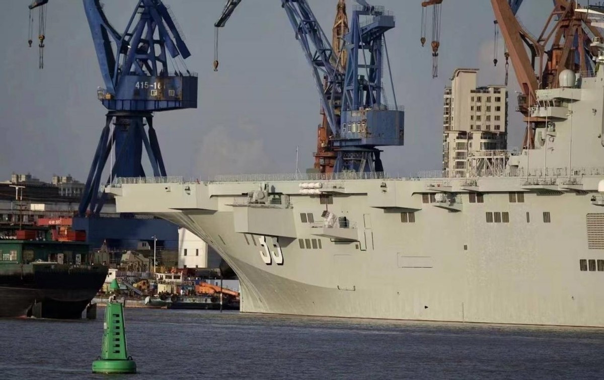 The hull number has been brushed: the third 075 is about to serve, and ...