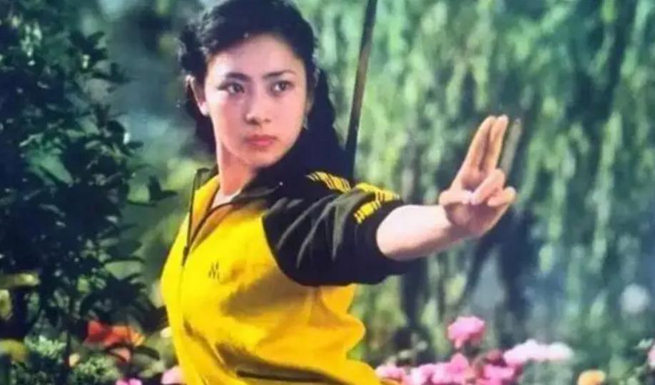 Different from the same father, Jet Li and his youngest daughter ...
