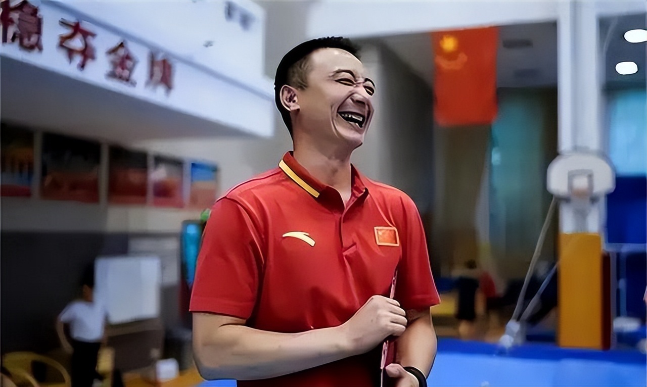 Remember the "male version of Lang Ping" Qiao Liang?Retired and ...