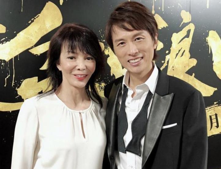 Zheng Yuling and Huang Zihua haven't been in the same frame for a long ...