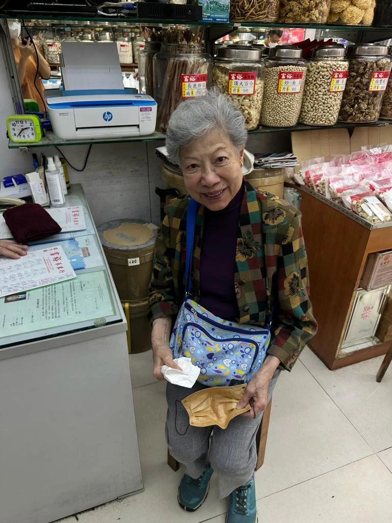 88-year-old Luo Lan was bumped into on a bus during the Ghost Festival ...