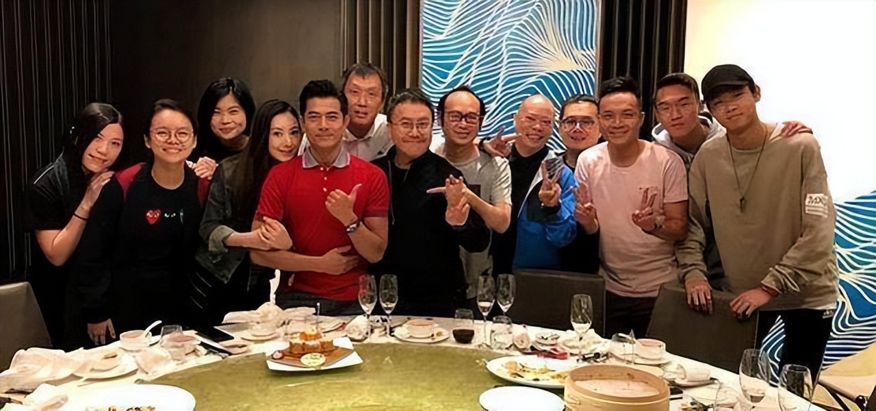 Fang Yuan and Aaron Kwok couldn't hide their love, and it was revealed ...